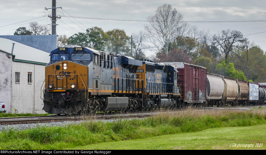 CSX 3118 & 4235